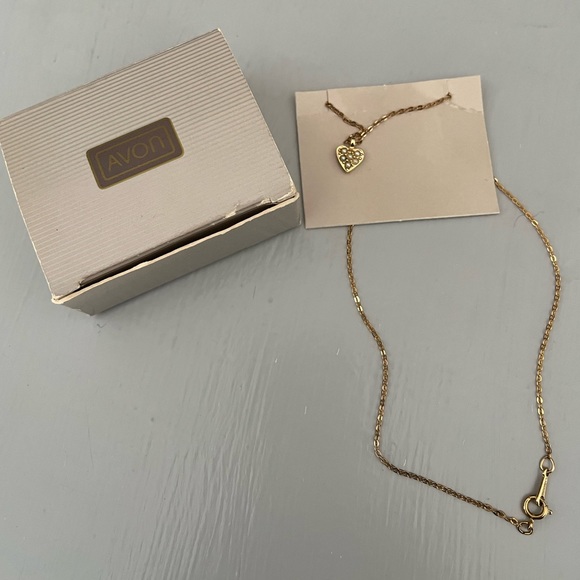 Avon | Accessories | Vintage Avon 984 Little Heart Pendant 13 Childrens ...